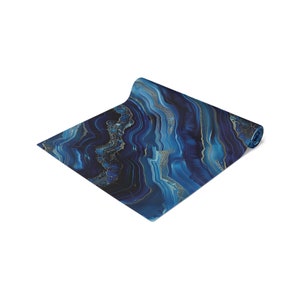 Indigo Geode Agate Table Runner, Blue Geode Slice Art Abstract Crystal ...