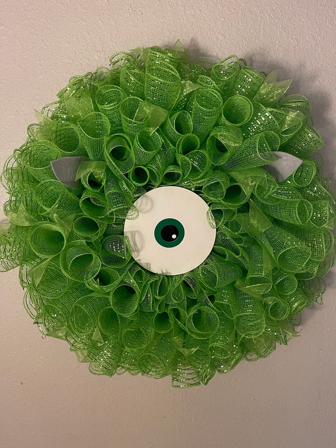 Mike Wazowski Wreath, Monsters Inc, Mike and Sully, Monsters University ...