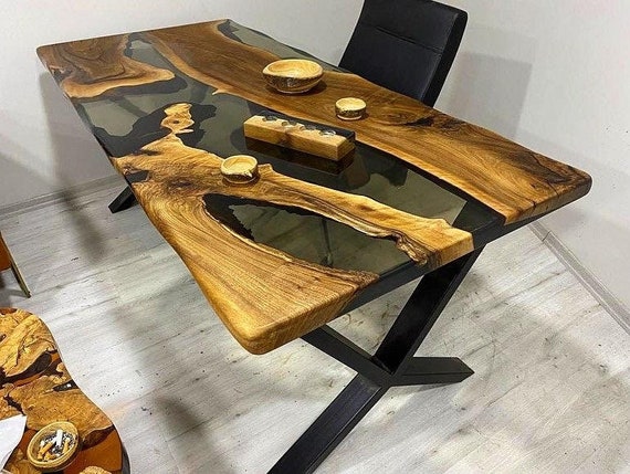 2x4 epoxy table store