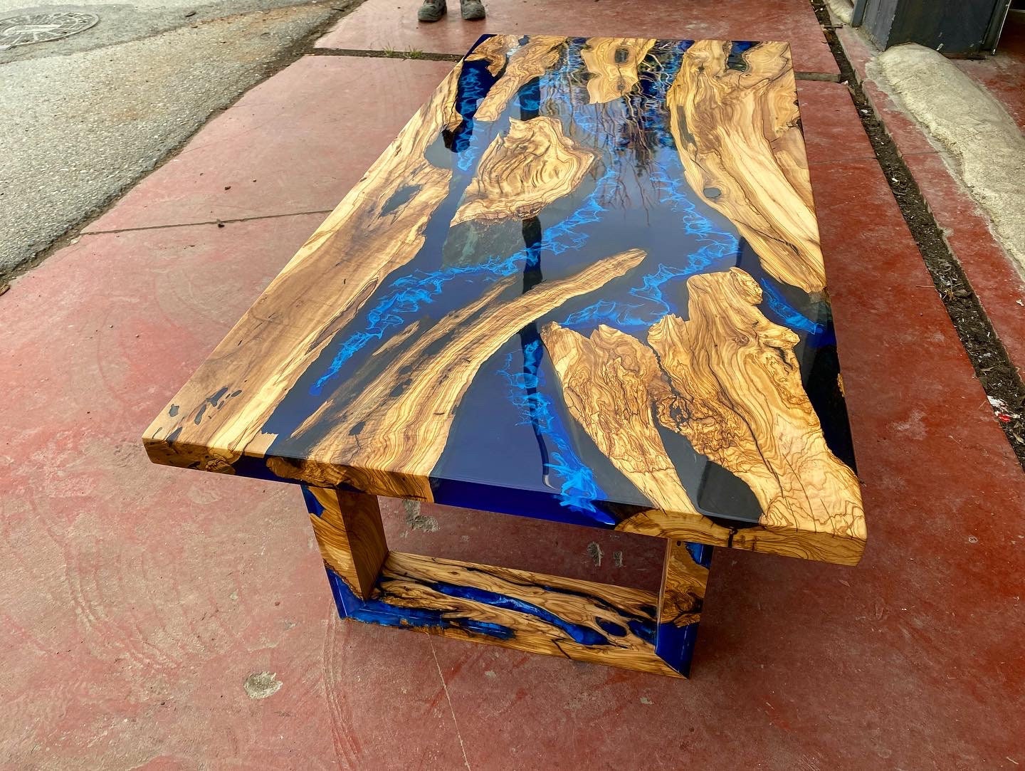Made to Order Olive Wood Dark Blue İce Epoxy Table -live Edge- River ...