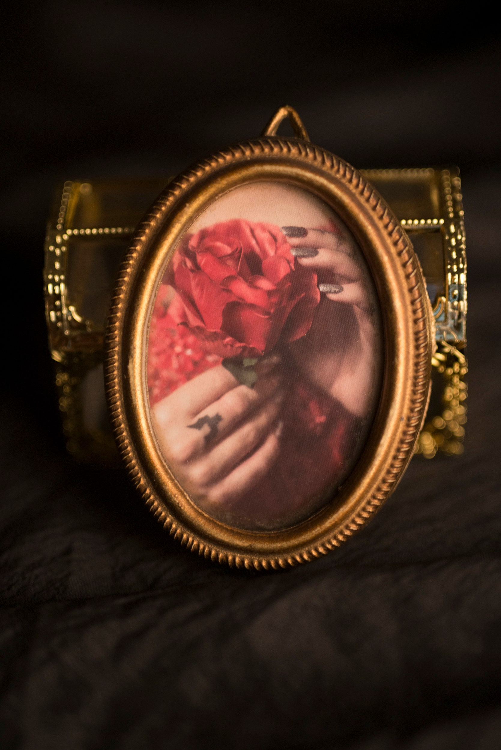 Red Lady With a Rose, Photo With Frame, Witchy Prnt, Baroque, Vintage ...