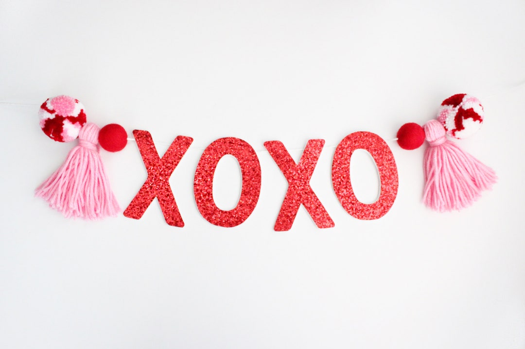 XO XO Banner, Valentines Day Party & Room Decor - Etsy