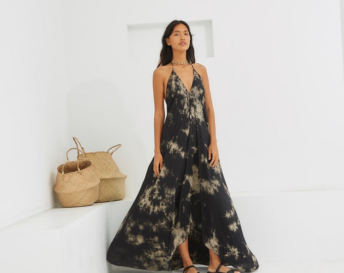 Groovy Days Tie-dye Maxi Dress - Peace, Long Sleeves Dress With Pockets ...