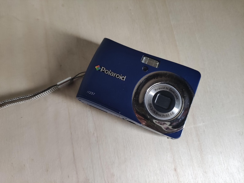 Y2K Digicam Polaroid I1237 -- 12.1MP -- Digital Retro CCD Sensor Camera ...