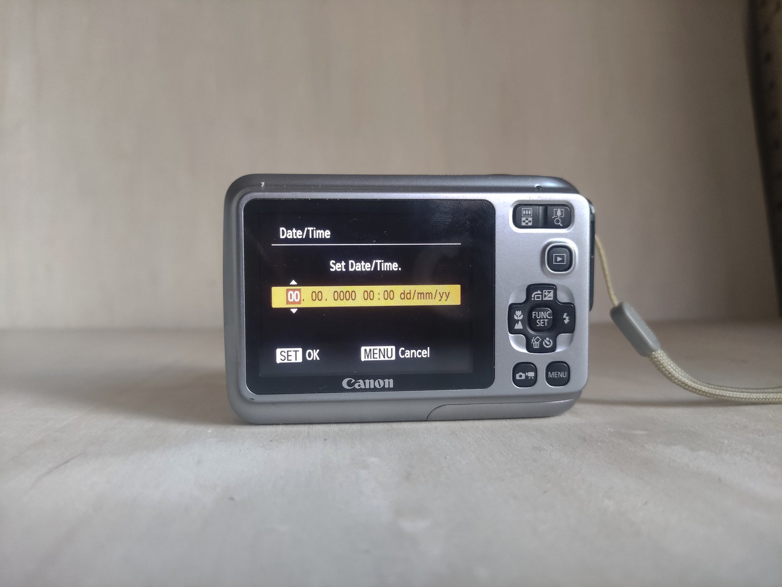 CCD Canon A490 -- 10MP -- Y2K Digicam Digital Retro CCD Sensor Camera ...