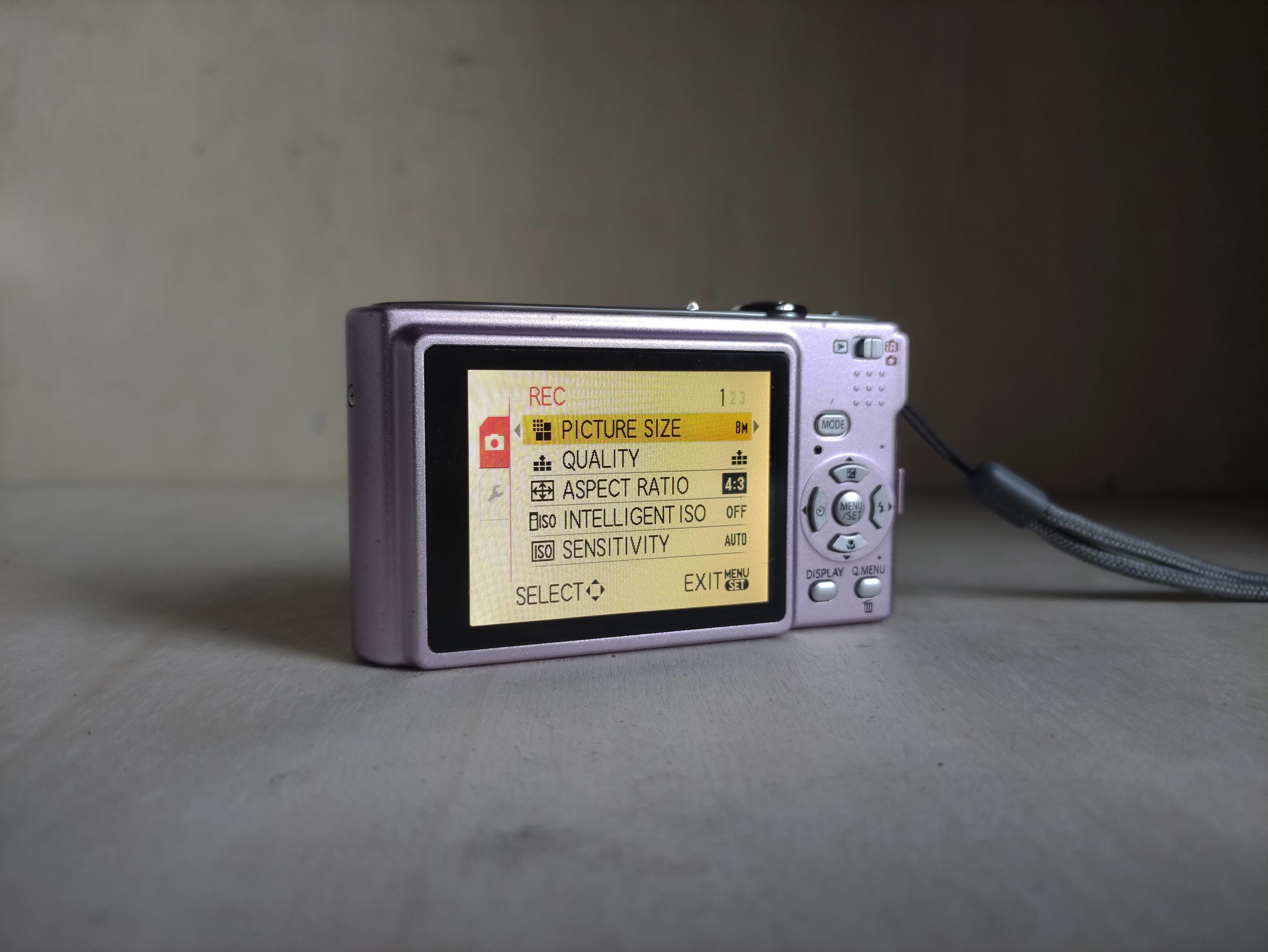 Y2K LILA Panasonic Lumix FS3 8MP Leica Optics Digicam Digital Retro CCD ...