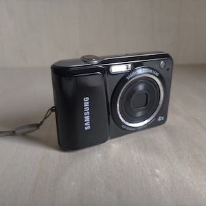Samsung ES25 -- 12.2MP -- Y2K Digicam Digital Retro CCD Sensor Camera ...