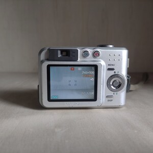 Vintage Casio QV-R51 -- 5MP -- Y2K Digicam Digital Retro CCD Sensor Camera - Etsy