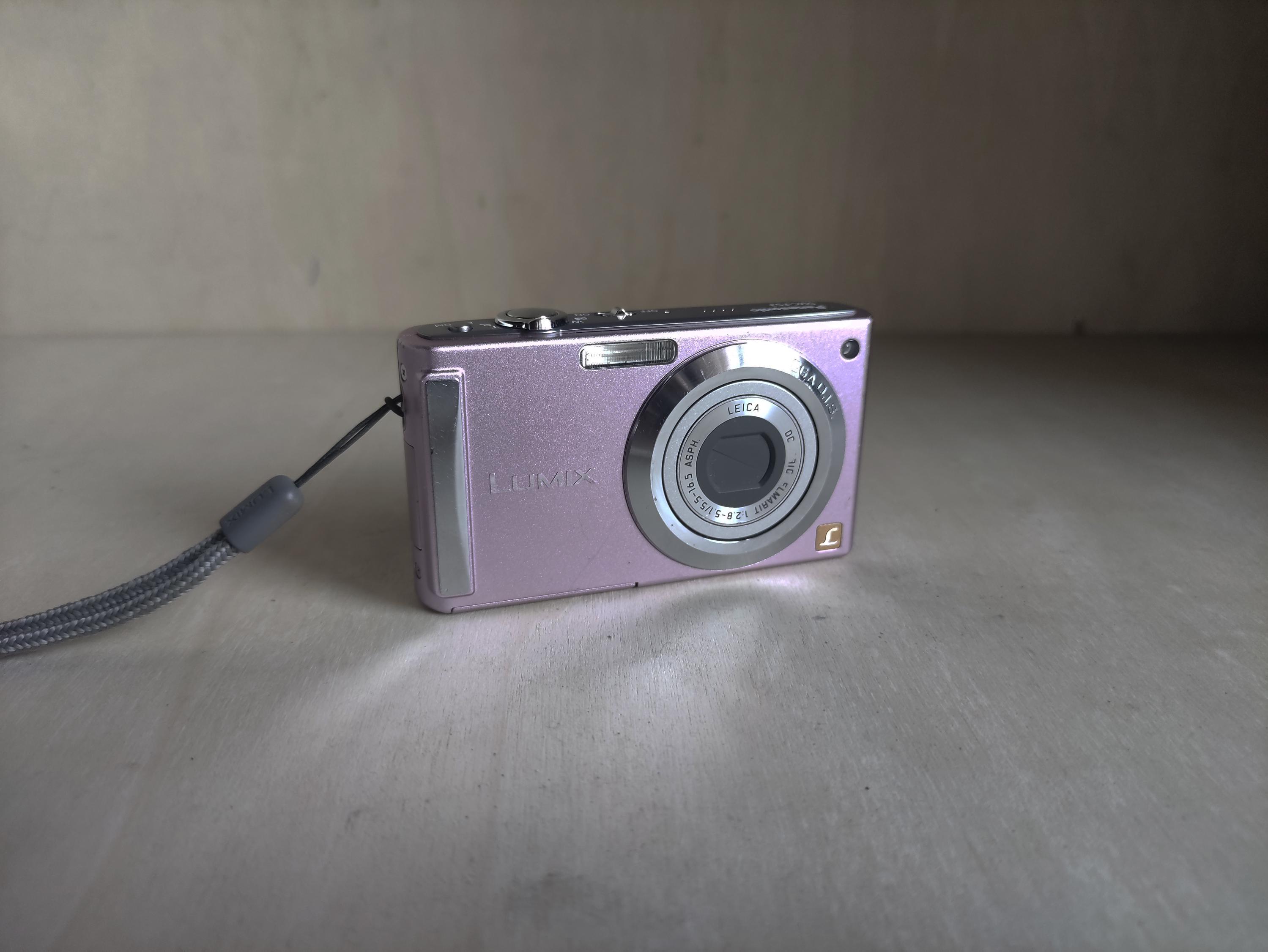 Y2K LILA Panasonic Lumix FS3 8MP Leica Optics Digicam Digital Retro CCD ...