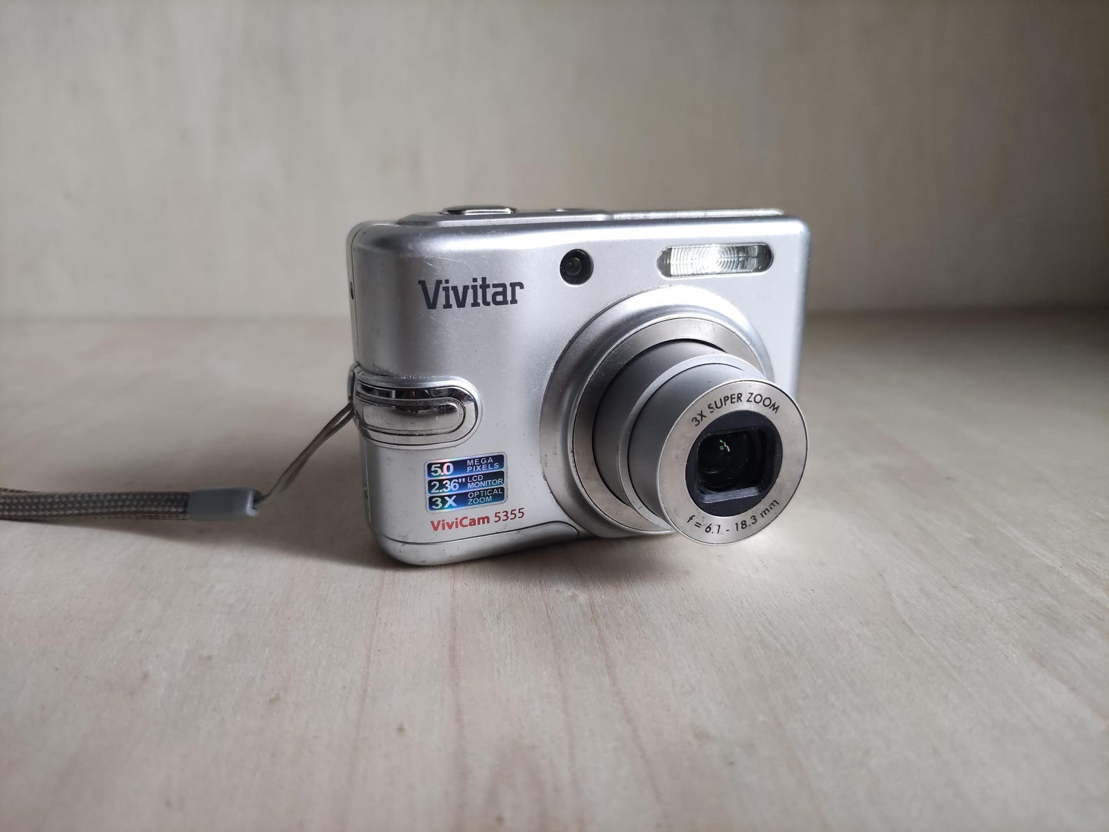 Digicam Vivitar V5355 -- 5MP -- Y2K Digicam Digital Retro CMOS Sensor ...