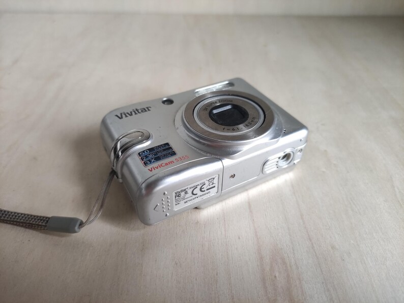 Digicam Vivitar V5355 -- 5MP -- Y2K Digicam Digital Retro CMOS Sensor ...