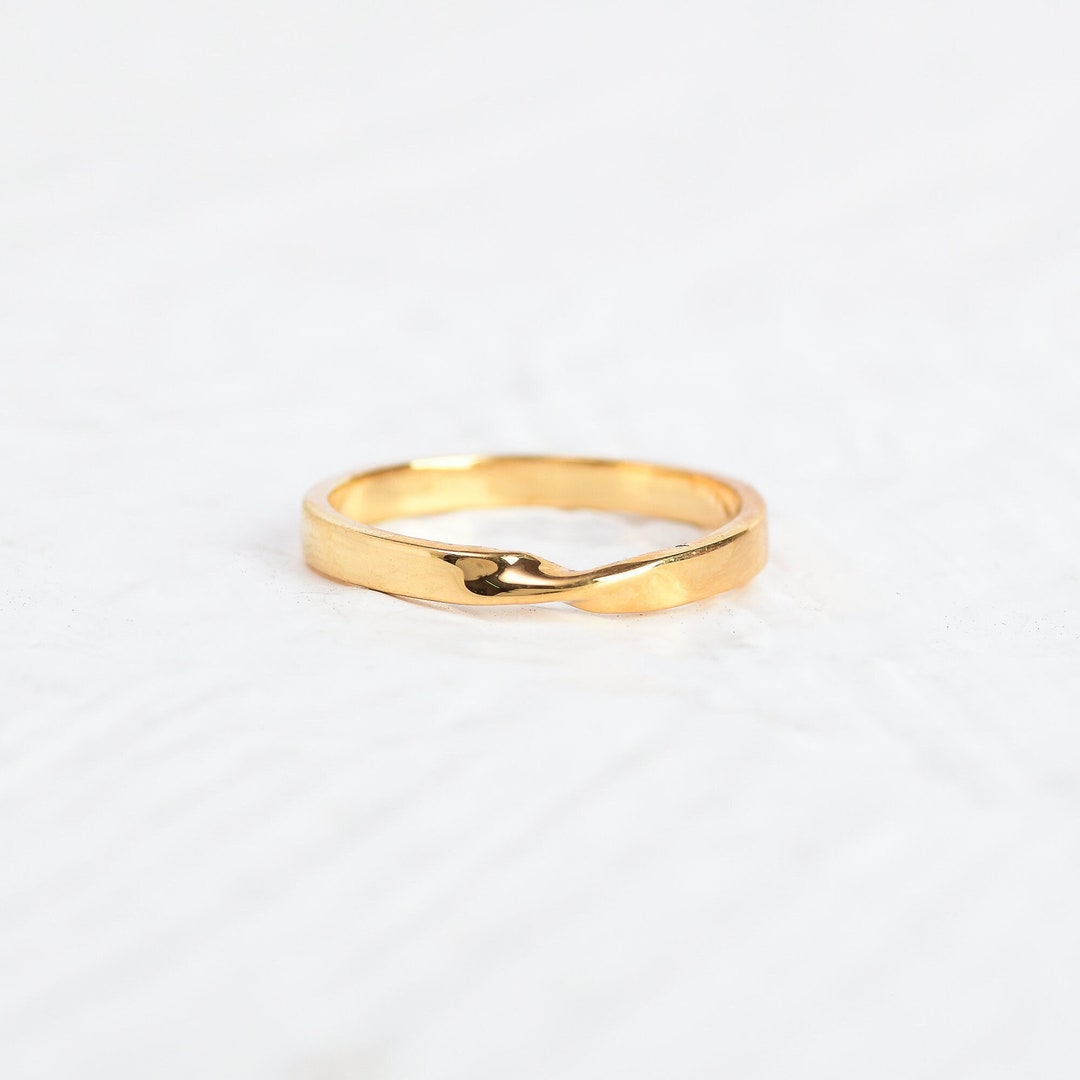 Mobius Gold Ring, 14k Gold Vermeil Band, Stack Gold Ring, Birthday Gift ...