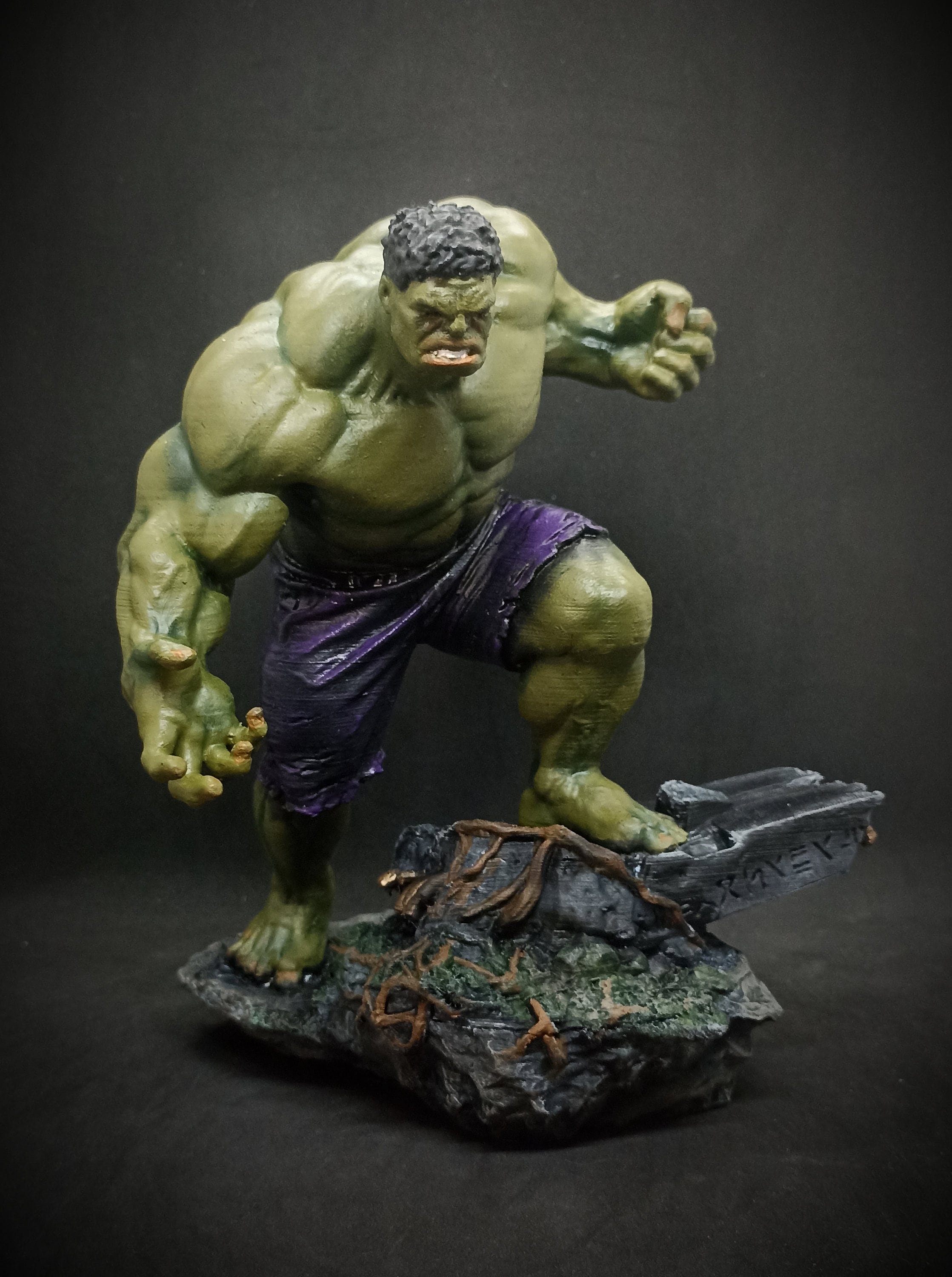 Hulk Figure Diorama - Etsy