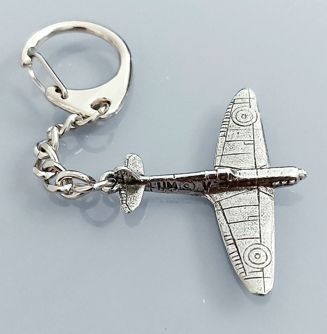 SPITFIRE FIGHTER Aircraft RAF Battle Britain Pewter Keyring Charm ...