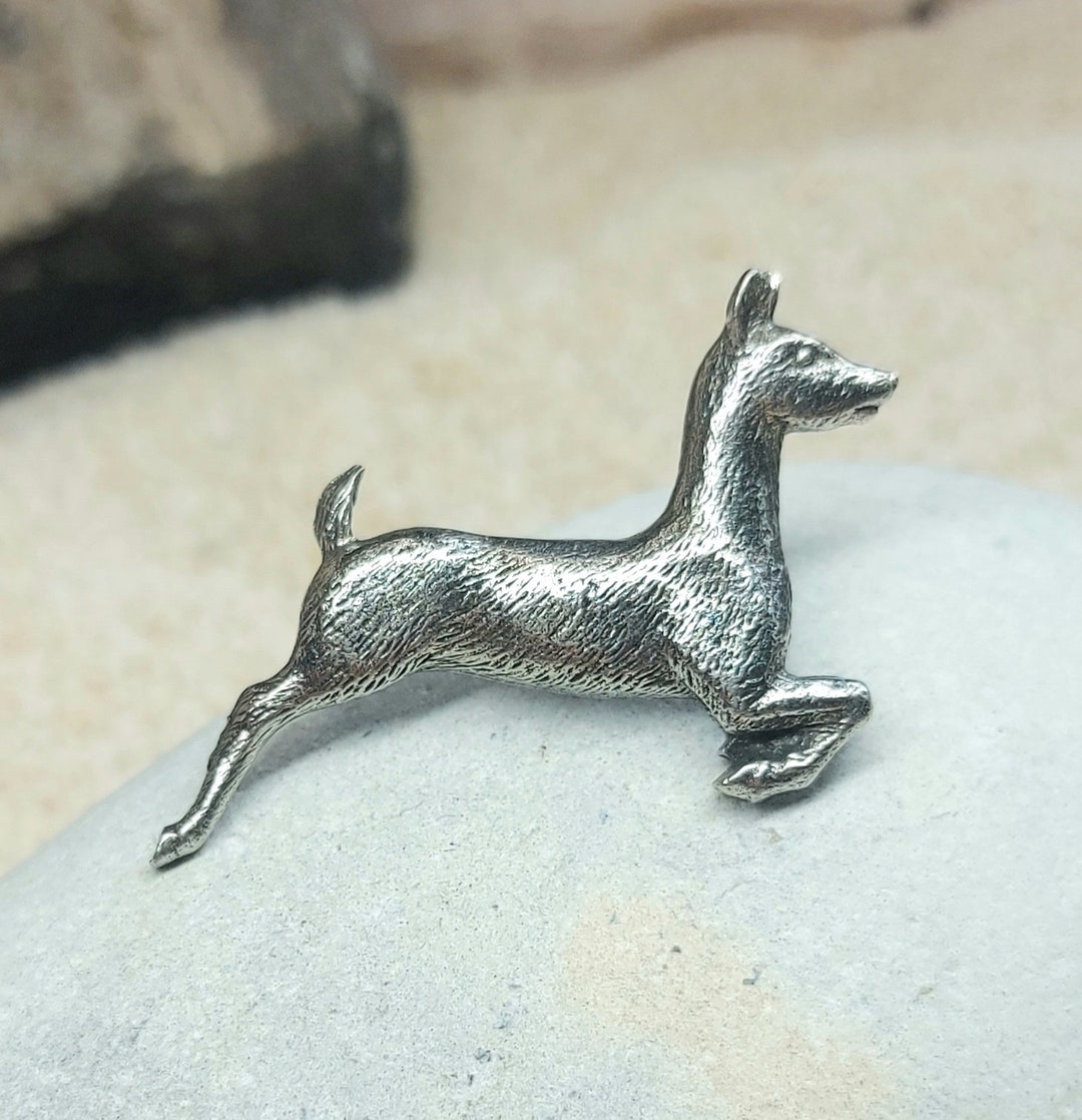 RUNNING DOE DEER Hand Cast Pewter Pin Badge - Etsy