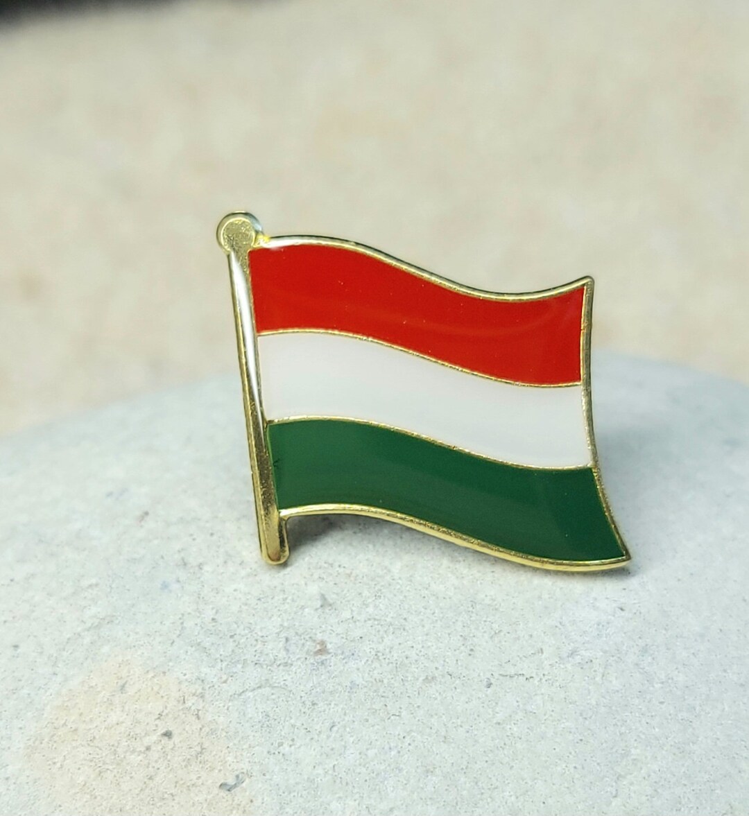 HUNGARIAN MAGYAR HUNGARY National Flag Metal Pin Badge - Etsy