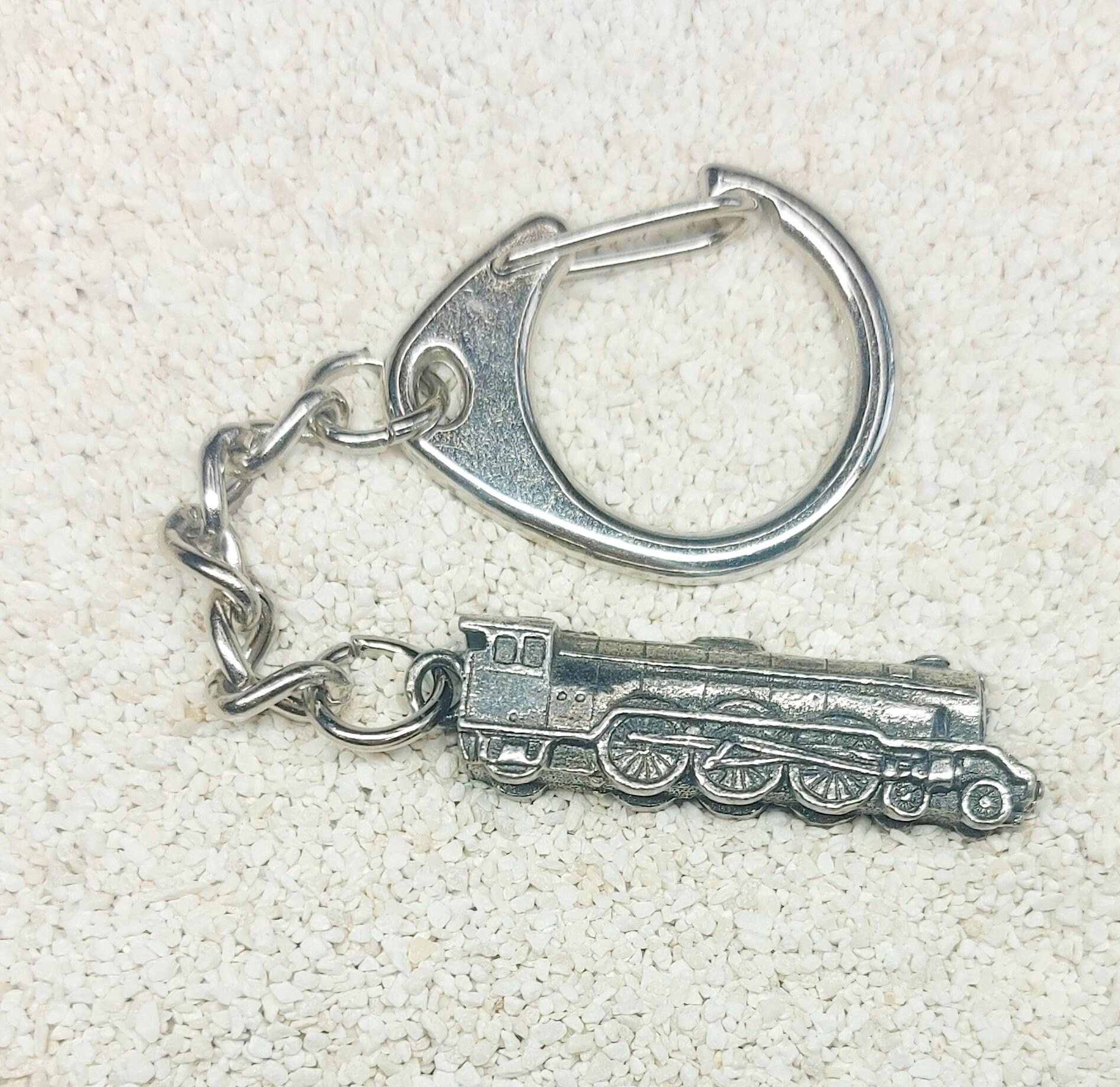 FLYING SCOTSMAN Locomotive Train Pewter Keyring Keychain Charm - Etsy ...