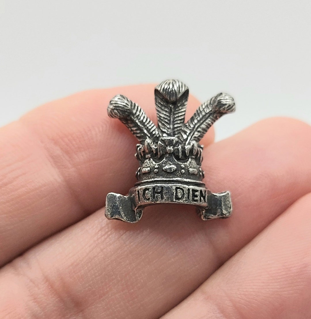 PRINCE WALES FEATHERS Hand Cast Pewter Welsh Emblem Pin Badge - Etsy