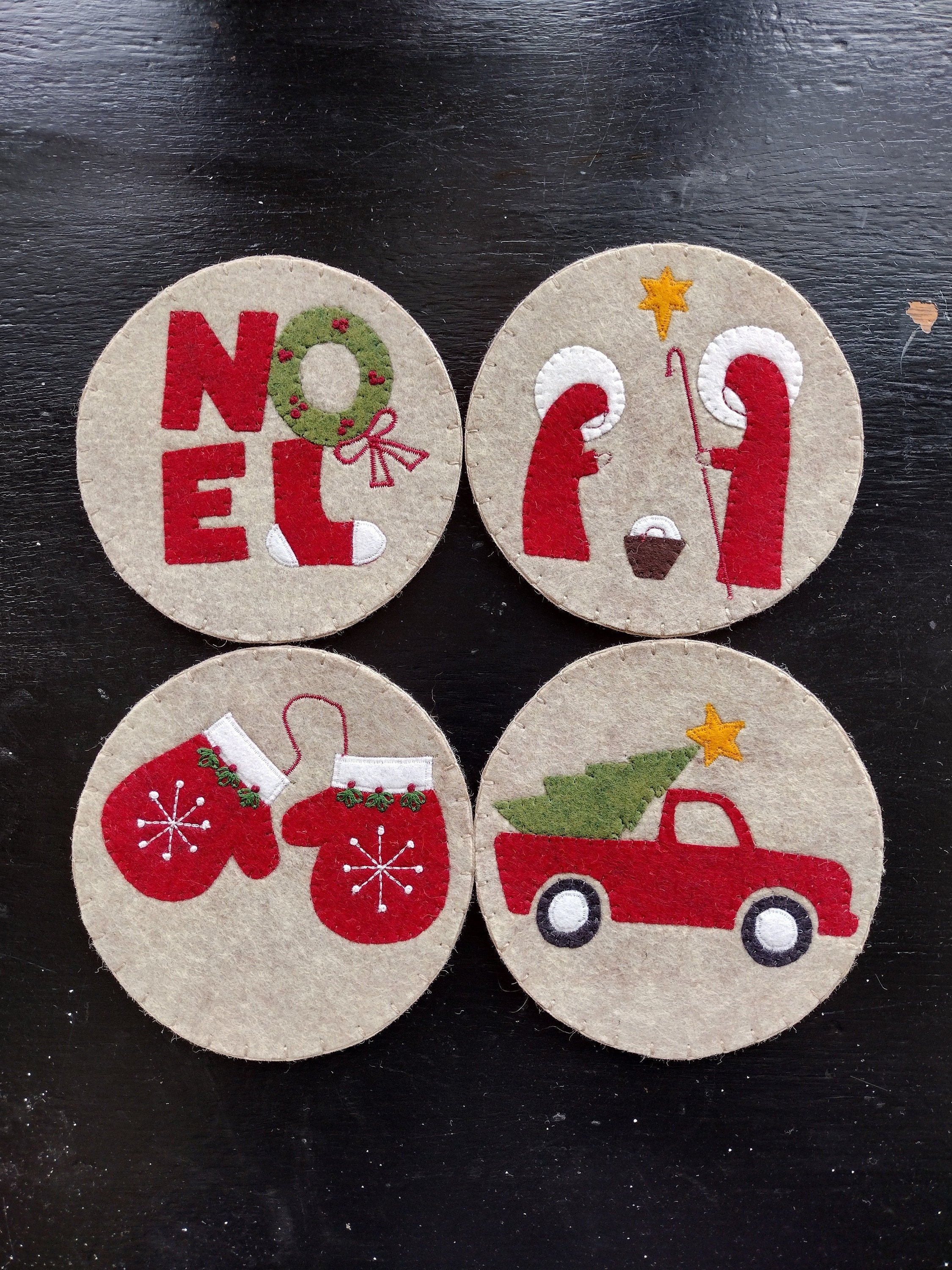 Christmas Coasters Pattern | Easy DIY Coasters | Christmas DIY Coasters ...