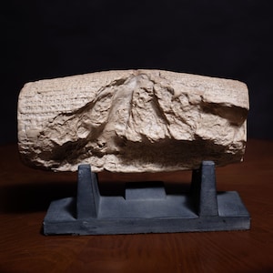 CYRUS Cylinder Replica | the First Charter of Human Rights| British ...