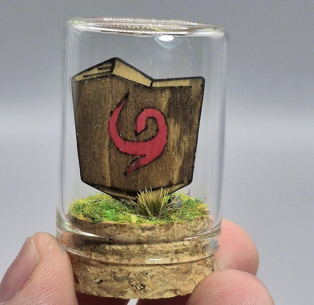 Mini Deku Shield Terrarium (zelda) – Handmade Geek Decoration – Zelda ...