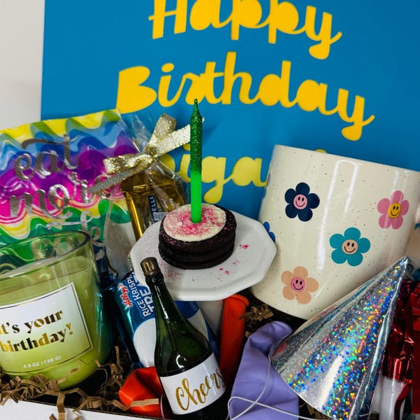 HappyCollegeBox - Etsy
