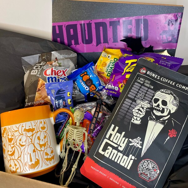 Halloween Gift Box - 60+ Gift Ideas for 2024