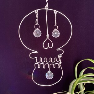 Spooky Cute Skull Sugar Skull Minimalist Wire Art Features High Clarity ...
