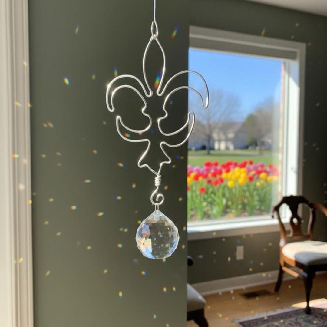 Fleur De Lis Wire Suncatcher: Elegant Home Decor - Etsy