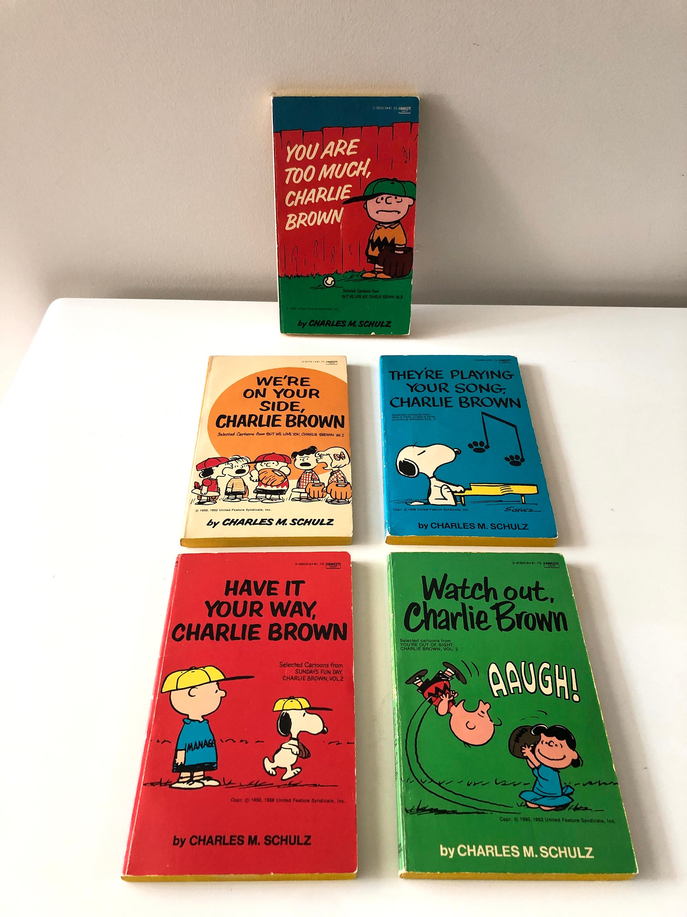 Vintage Charlie Brown Set of Comic Books Charles Schulz - Etsy
