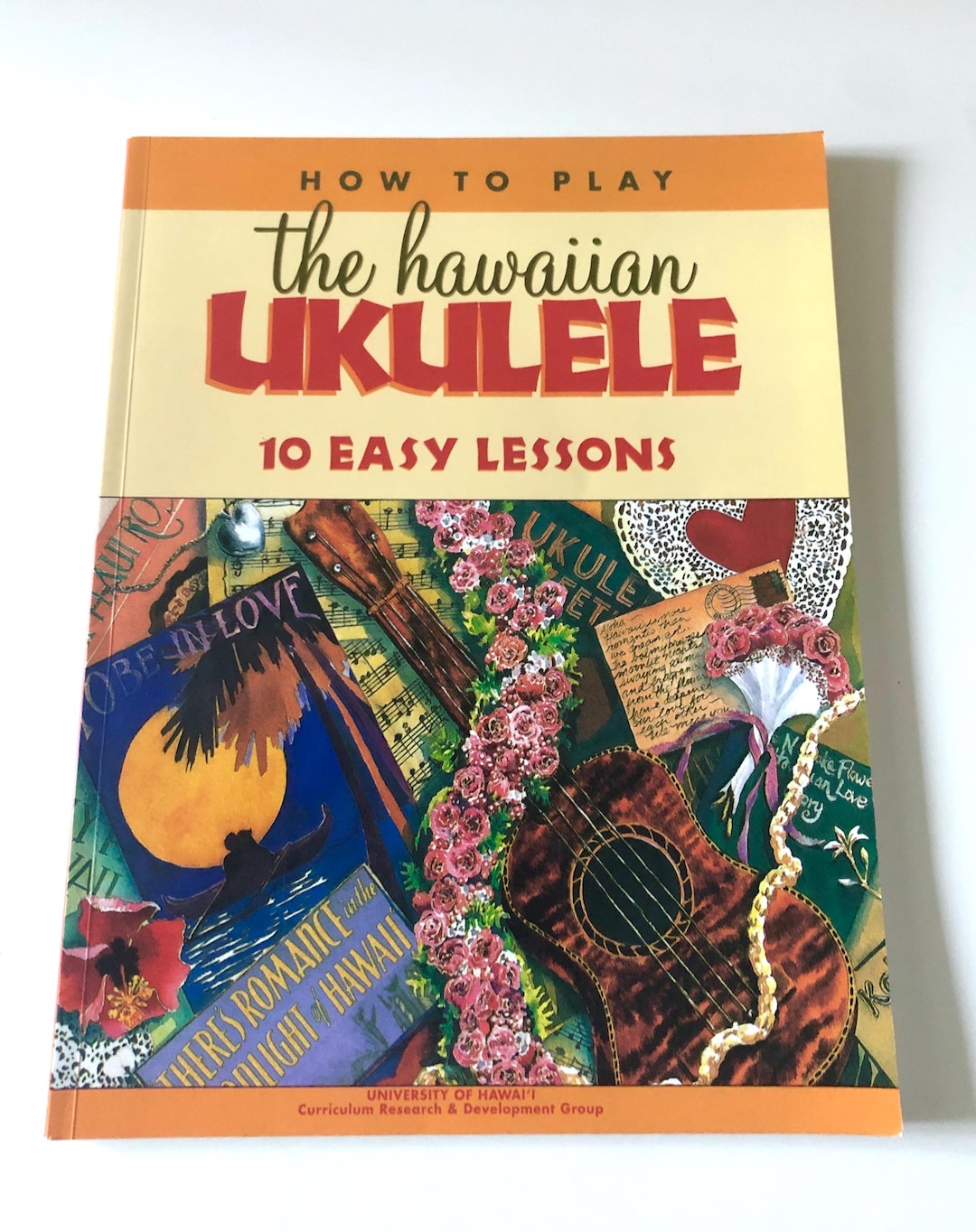 How to Play the Hawaiian UKULELE 2000 Paperback 10 EASY Lessons ...