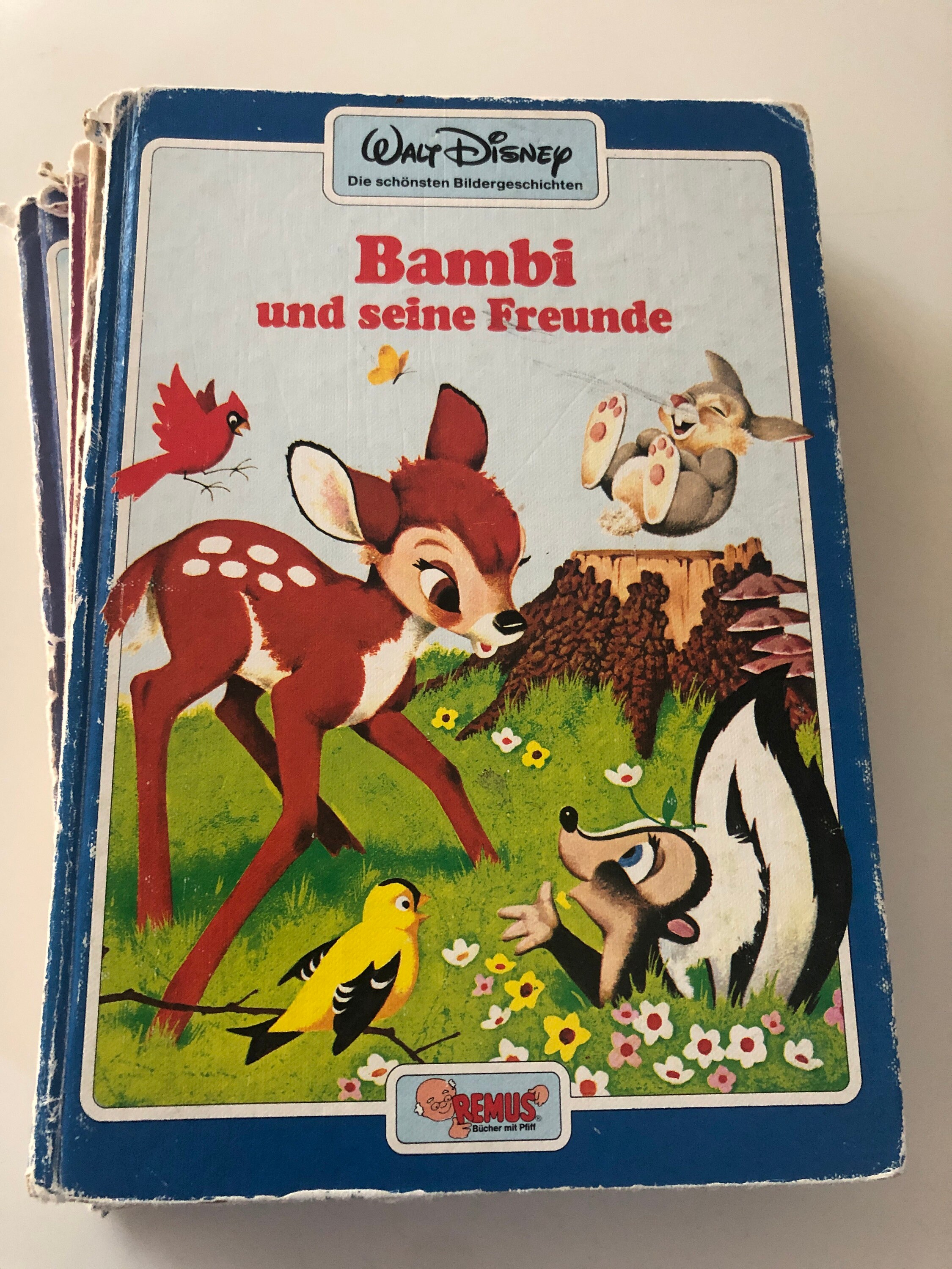 Walt Disney 5 German Hardcover Books Snow White/bambi/aristocats/gramma ...
