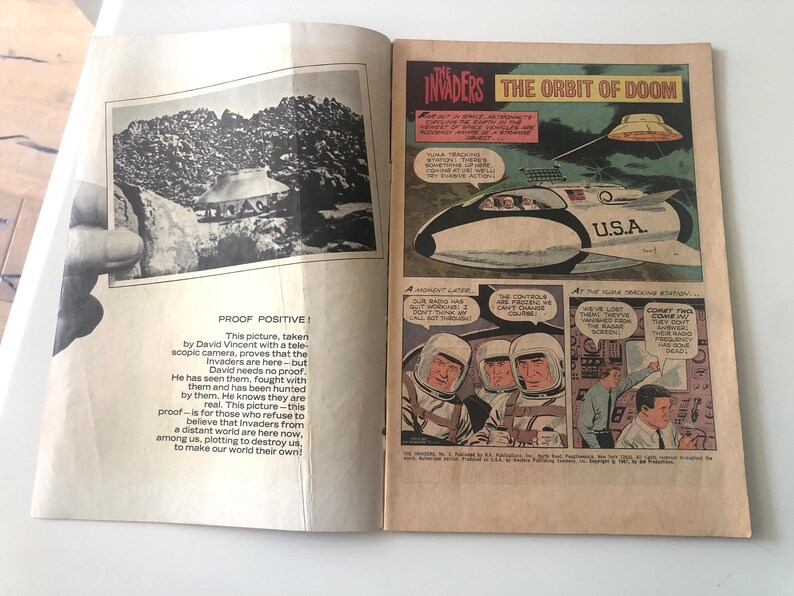 THE INVADERS 2 Gold Key Comic the Orbit of Doom 1967 - Etsy