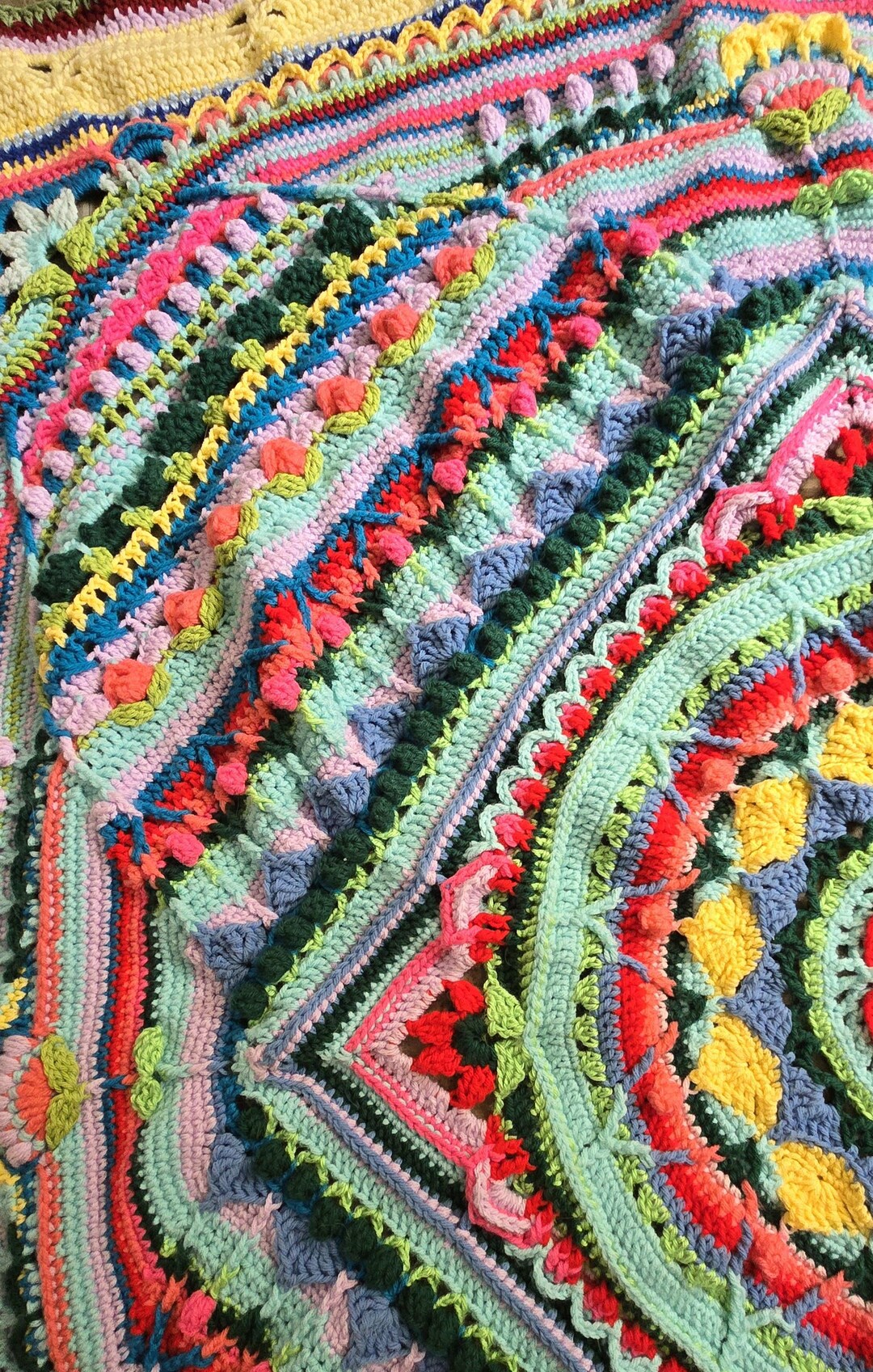 Beautiful Mandala Crochet Afghan "sophie's Universe" - Etsy