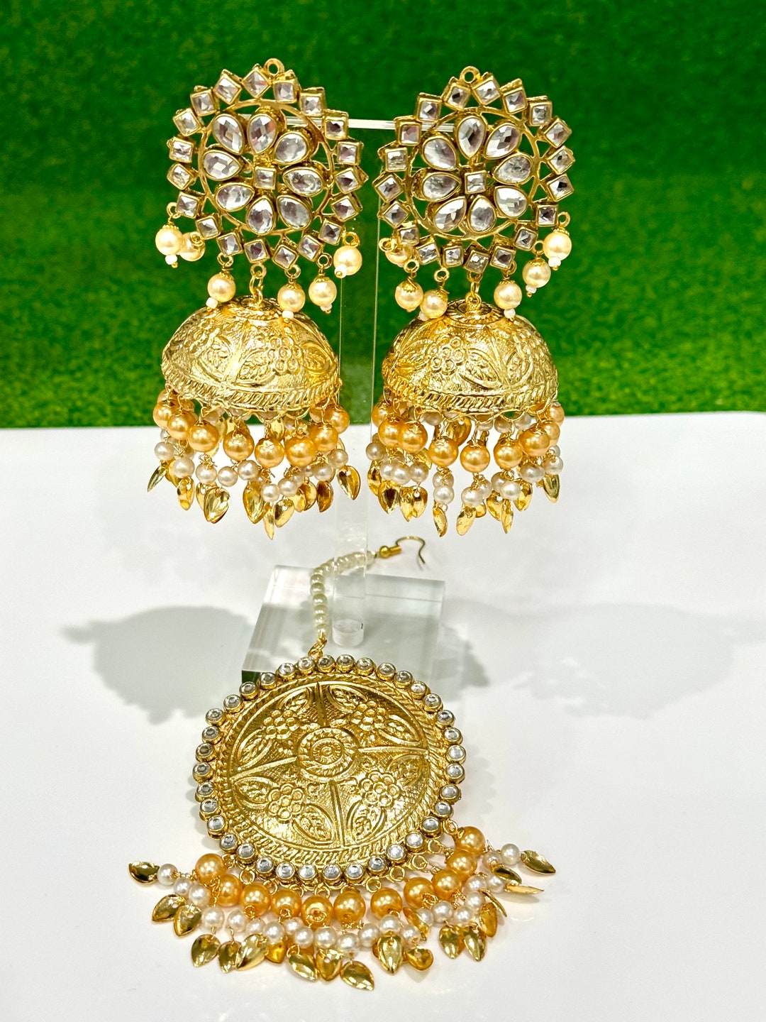 Punjabi Gold Kudan Pippal Patti Jhumka Earrings and Tikka Set / Jaggo ...