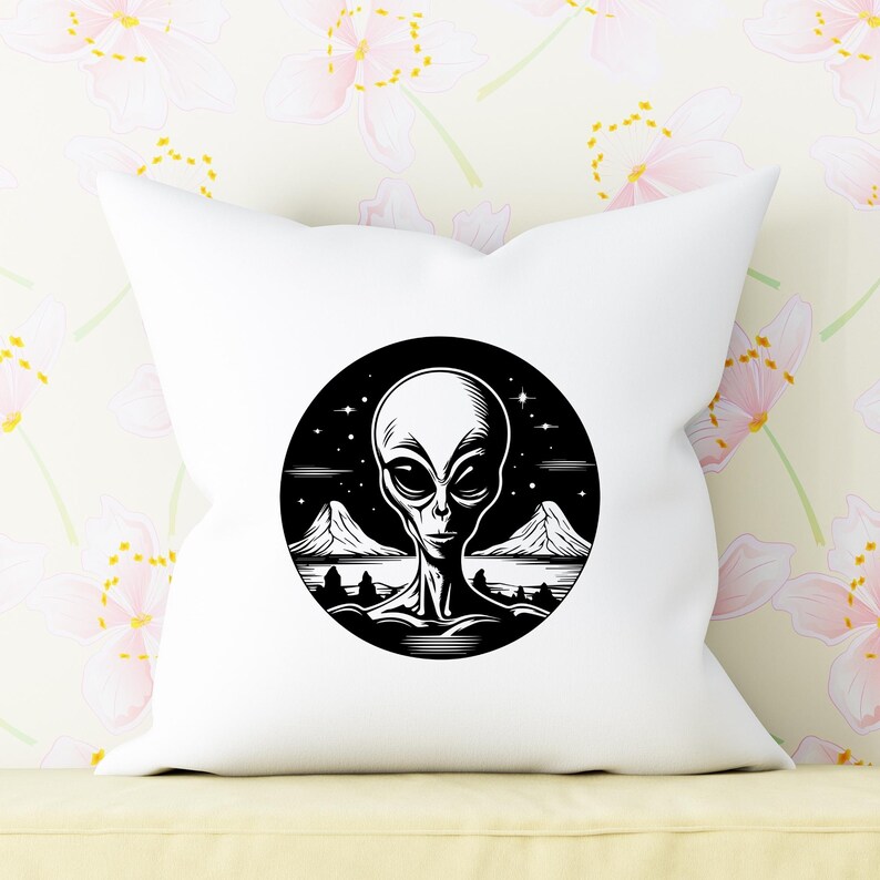 Alien Silhouette SVG PNG EPS, Extraterrestrial Clipart, Space Invasion ...