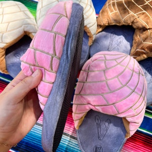 Concha Pantuflas| Concha Slippers| Pan Dulce Accessories| Concha ...