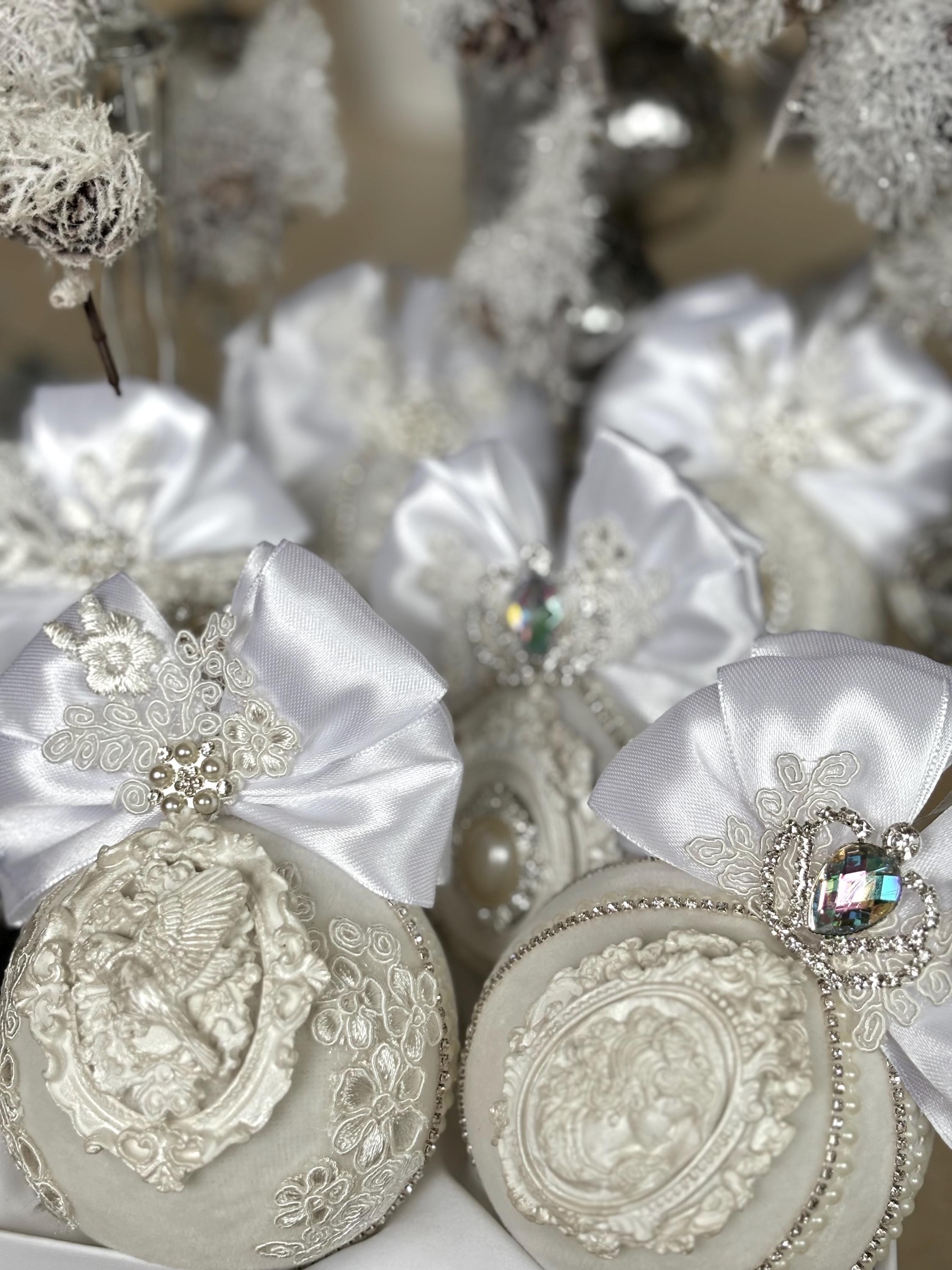 Handmade White Christmas Ornaments Christmas Balls Christmas Baubles ...