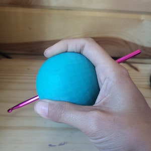 Crotchet Hook Grip, Squishy Grips, Ergonomic Crochet Handle, Ergonomic ...