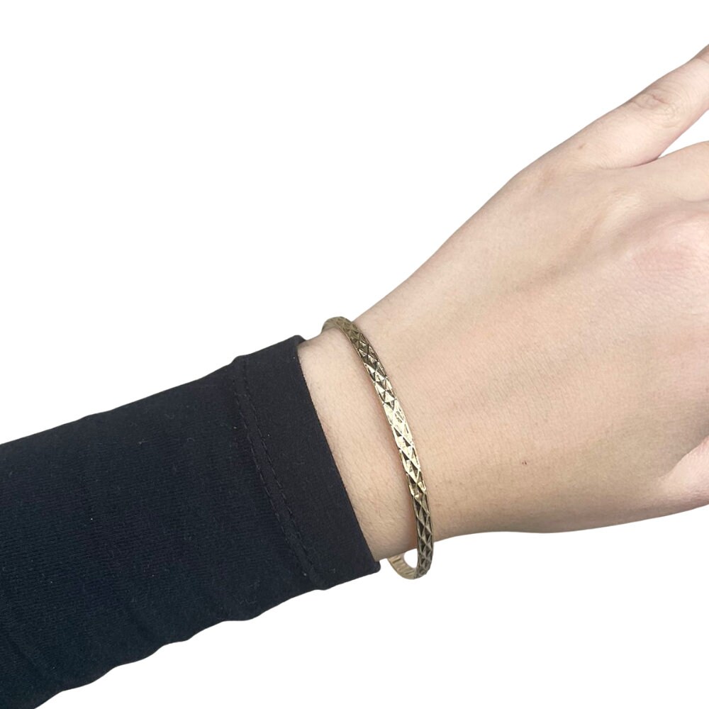 14k Solid Gold Moroccan Slip on Bangle Bracelet, Engraved Gold ...