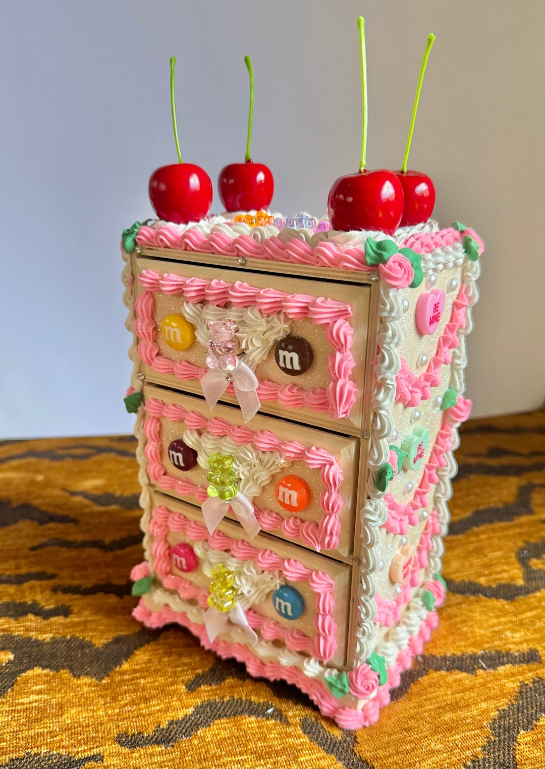 Fake Cake Dresser Box ~ Pink & White ~ With Glitter, Candies and Cherries - Etsy