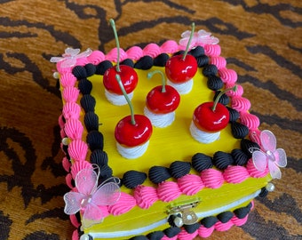 Black Fake Cake Box | Etsy