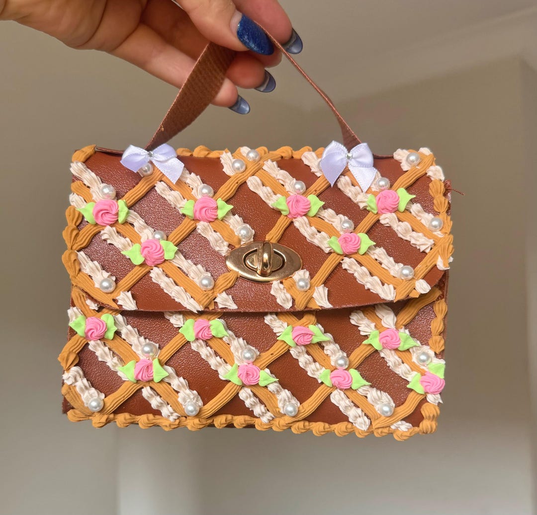 Fake Cake Mini Bag ~ Choc ~ With Flowers - Etsy