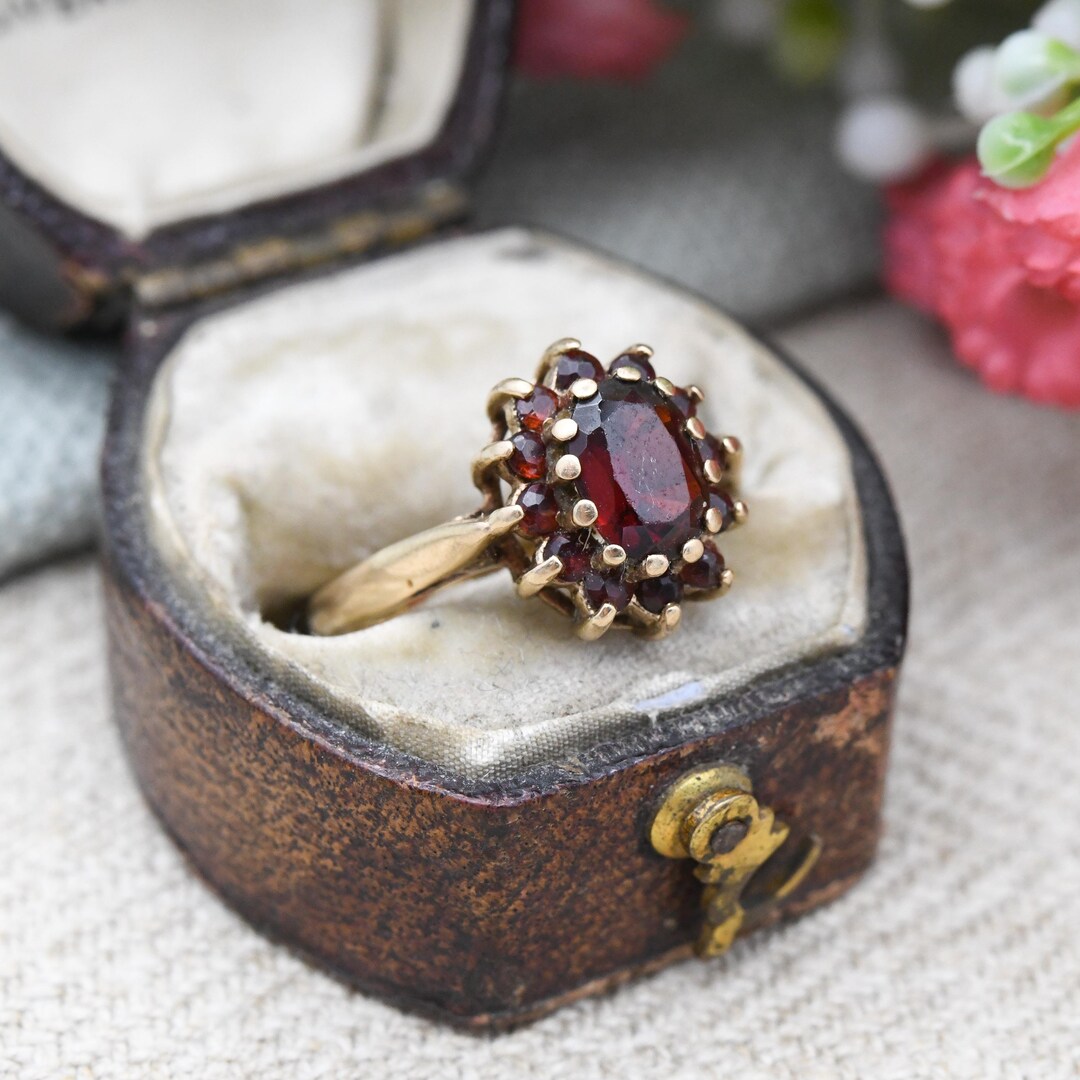 Vintage 9ct Gold Garnet Flower Ring 1974 - Mid-century Red Gemstone ...