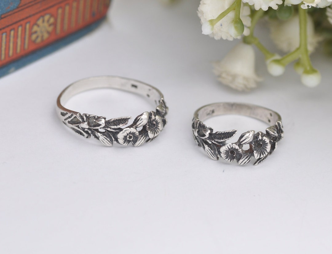 Vintage Matching Silver Flower Rings Pair Sculptural Rose Form Bands UK Size I 1/2 / US Size 4 1 ...
