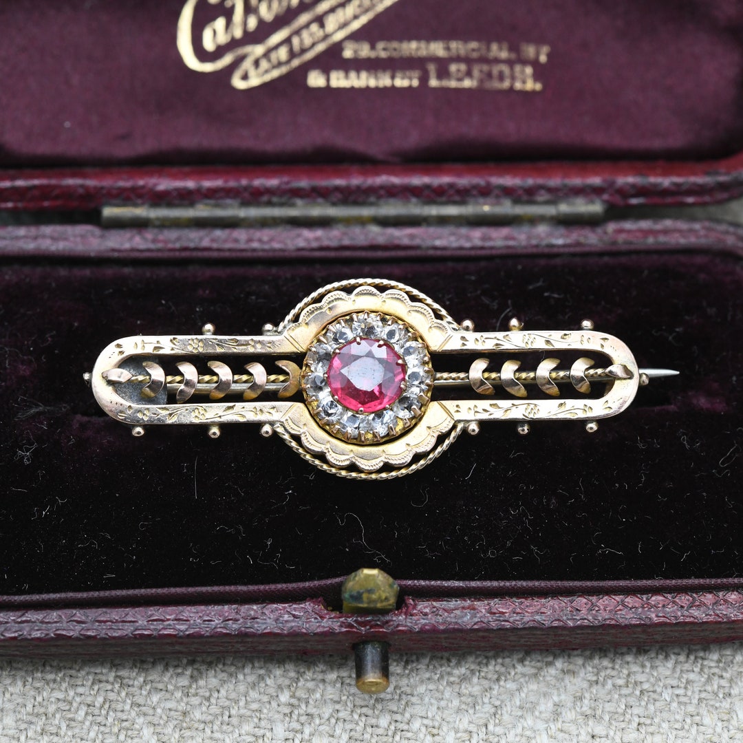 Antique Victorian 9ct Gold Garnet Topped Doublet Brooch - Red and Clear ...