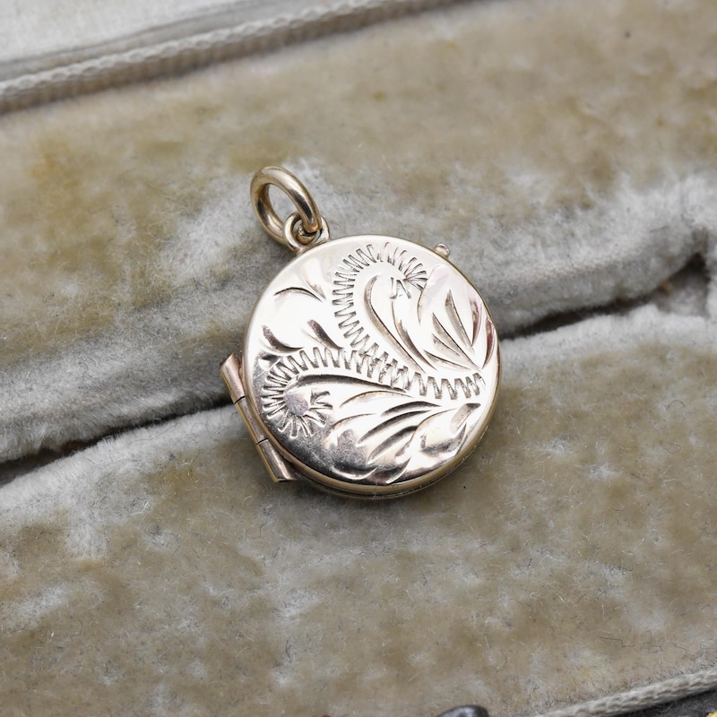 Kids Locket Necklace - Etsy UK