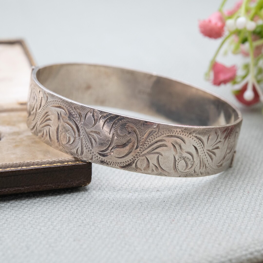 Vintage Sterling Silver Floral Engraved Name Bangle Bracelet 1972 ...
