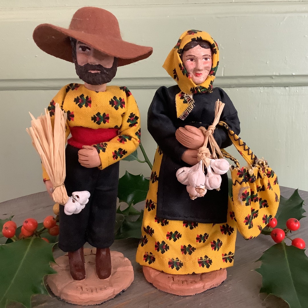 French Vintage Santon France Provençal Pair of Garlic Sellers. Original ...