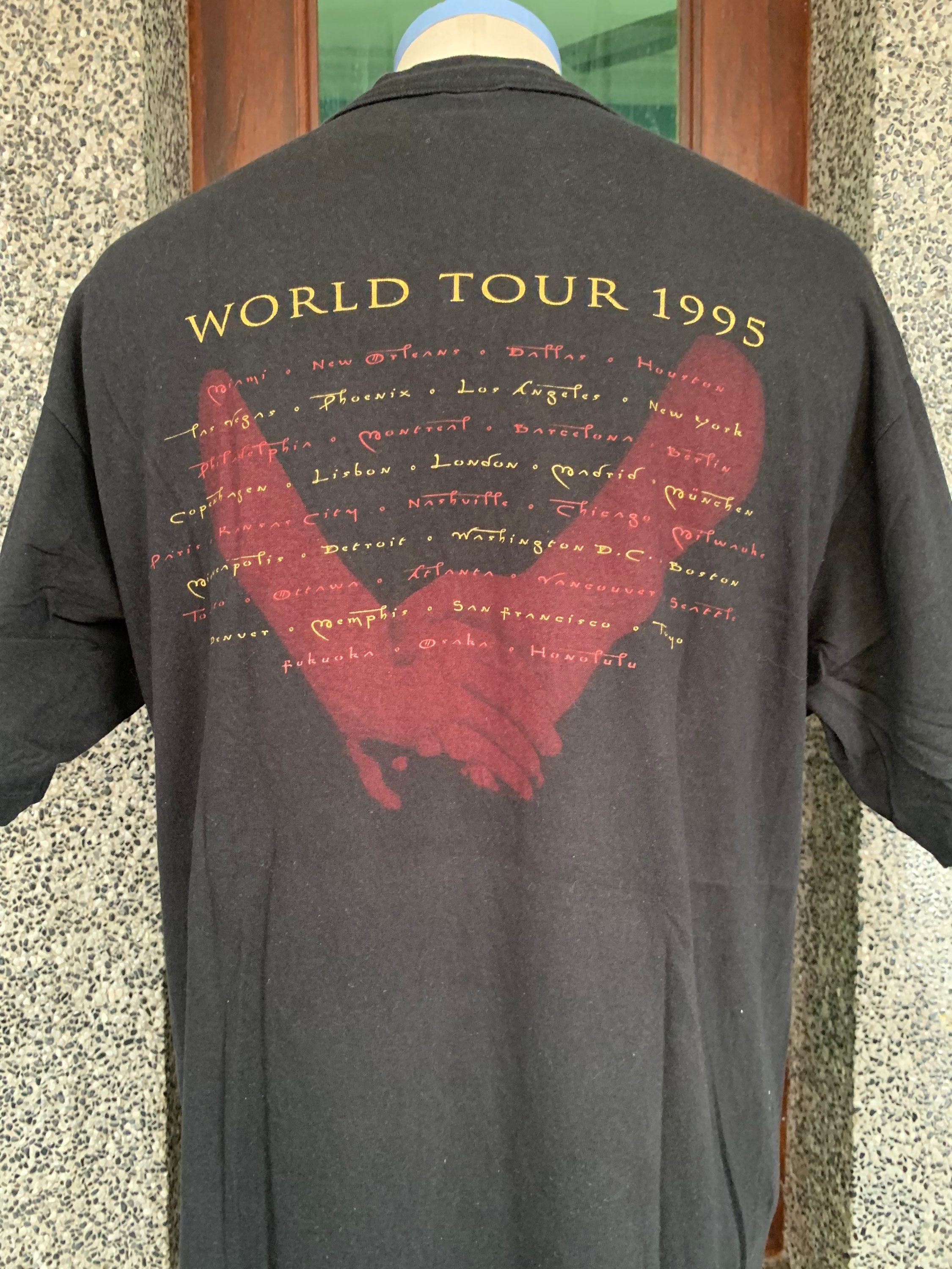Vintage 90s Van Halen Balance World Tour 1995 Rock Band T Vintage 90s Van Halen Balance World Tour 1995 Rock Band T